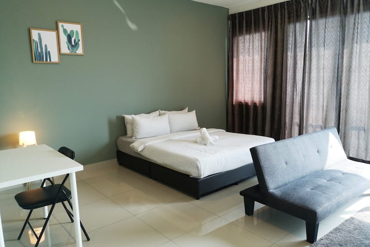 Trefoil Comfy Suite // Setia City Mall - Setia Alam