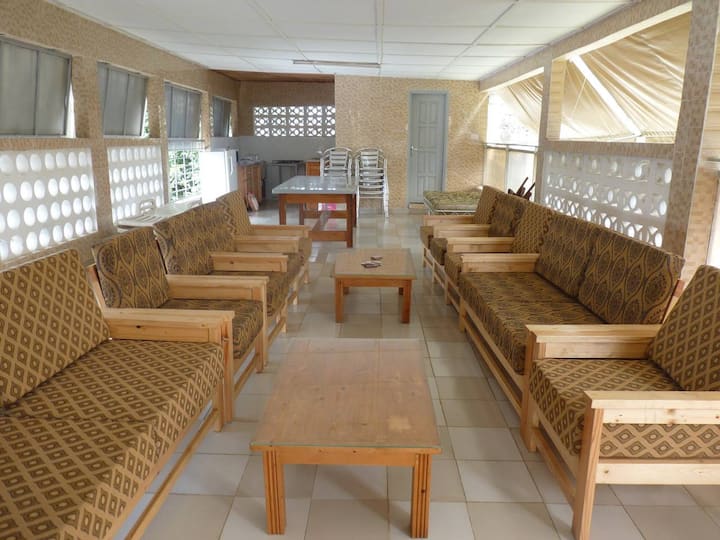 Chambres Salon Terrasse à Cocody Riviera 2 - 아비장