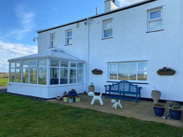 Trewan House Near Rhosneigr - Rhosneigr