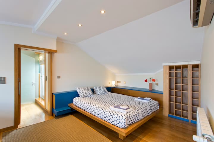 Top Floor Studio With Jacuzzi & Balcony - Porto