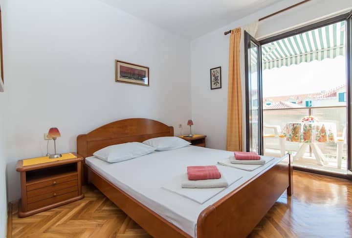 Charming Modern Apartment Natasa 200m From Beach - Supetar