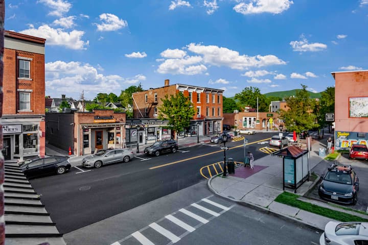 Luxe Loft 4 On Main St- Views! Steam Shower! W/d - Newburgh, NY
