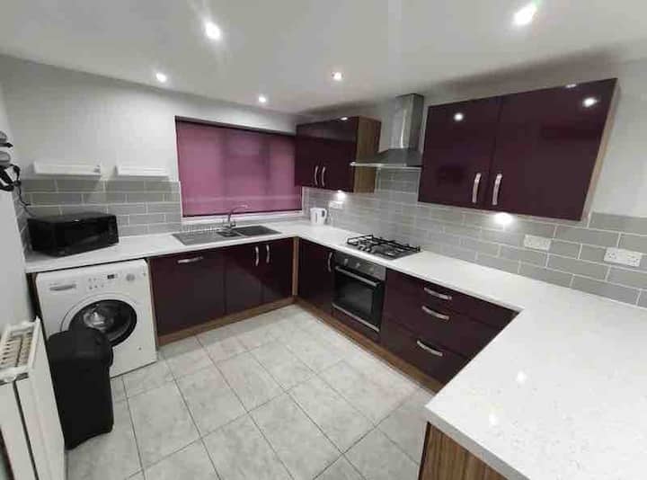 6 Bedroom House In Wilmslow - 馬格斯菲特