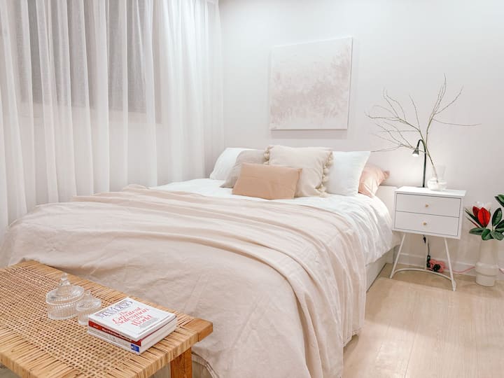 [2mins]new Hongdae Brand -Proven 2br 3bd - ソウル