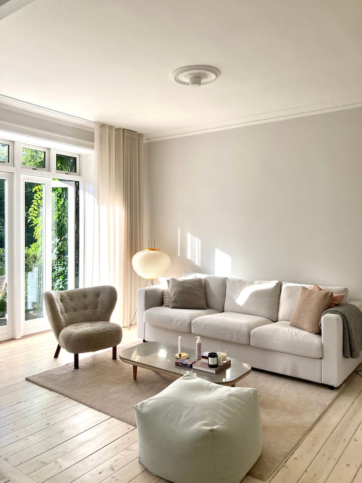 Stor Lys Lejlighed Ved Frederiksberg Allé - Copenhagen