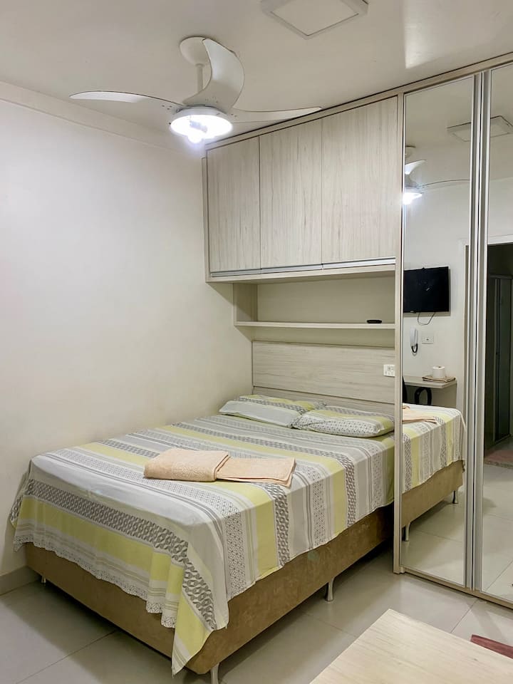 Kitnet 02 Perto Da Uem/novo Centro - Maringá