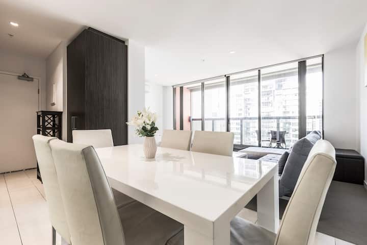 Melbourne Cbd 2br 2bth Apt Indoor Pool & Balcony - Melbourne