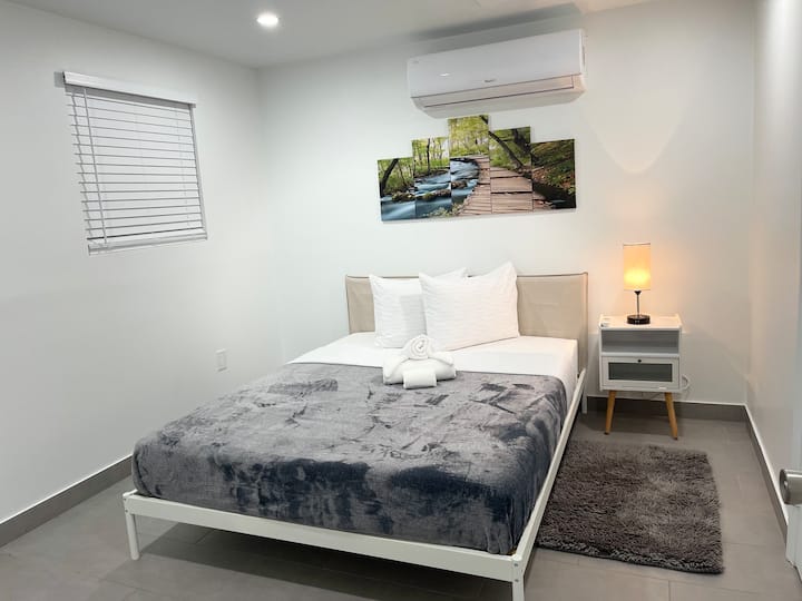 Centrally Located 1 Bedroom Loft Apart Orlandoa - Orlando International Airport (MCO)