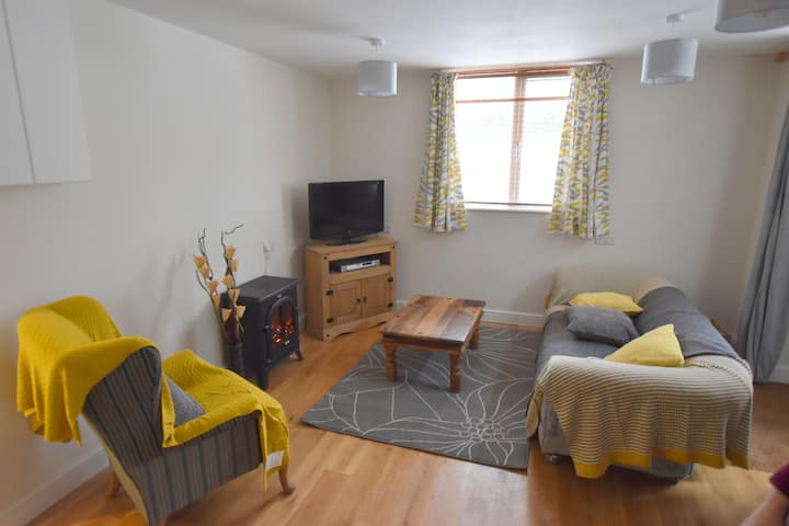 The Annexe, Avenue Close - Hathersage