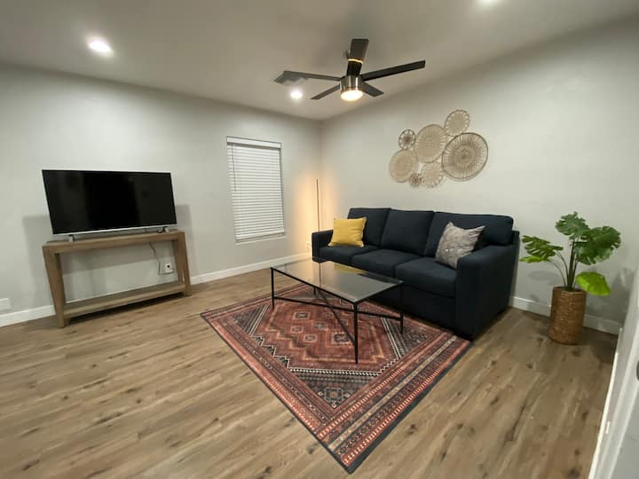 Trendy Phx✹stylish Spacious & Sophisticated ✥ Yard - Phoenix, AZ