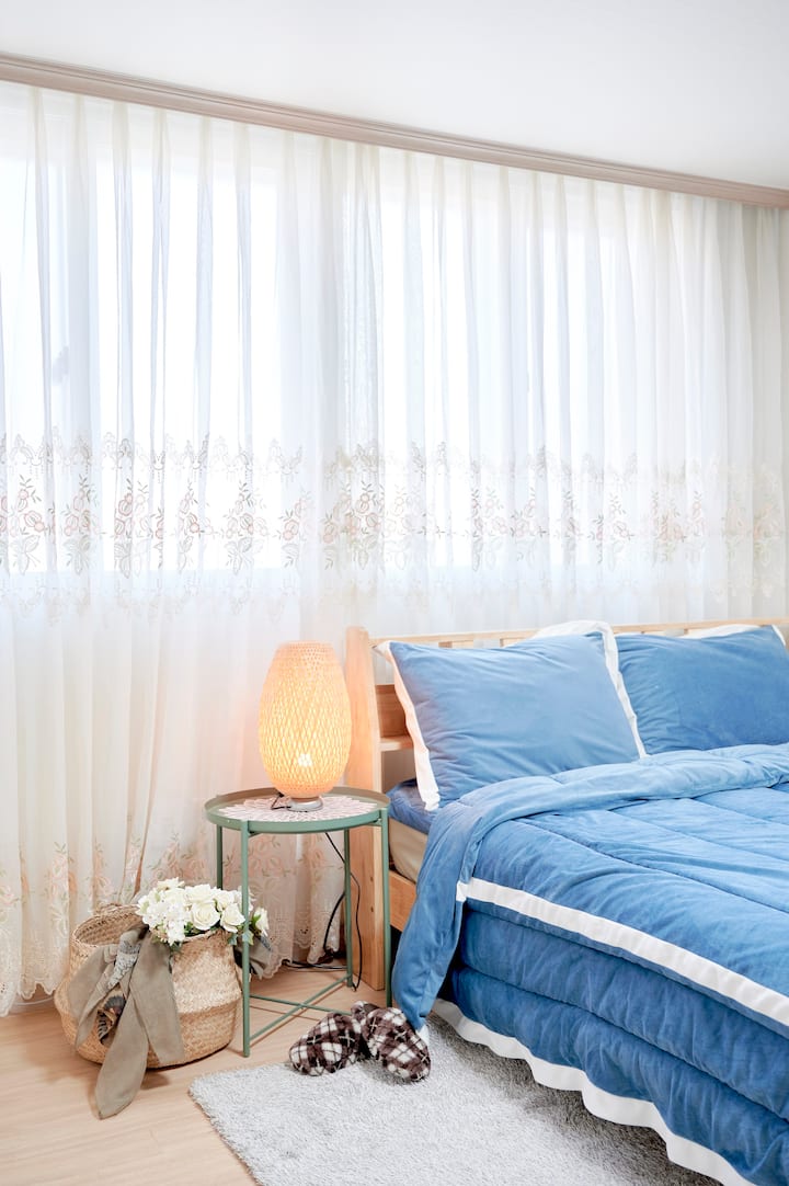 옥상달빛(201호) - Seoul