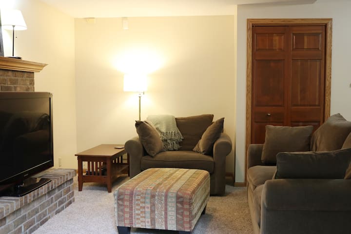 Private Space In Quiet Neighborhood - Farmington, MN