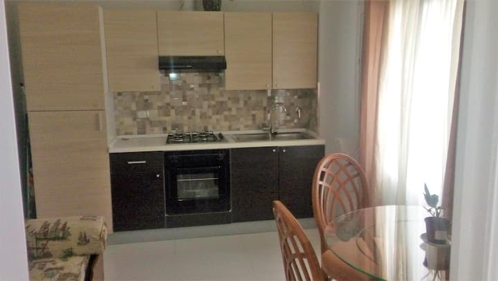 Centro Urban  200mt Rambla Y 400 De Av. 18de Julio - Montevideo