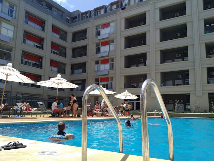 Hermoso Dúplex Con Terraza Y Parrillero !!! - Montevideo