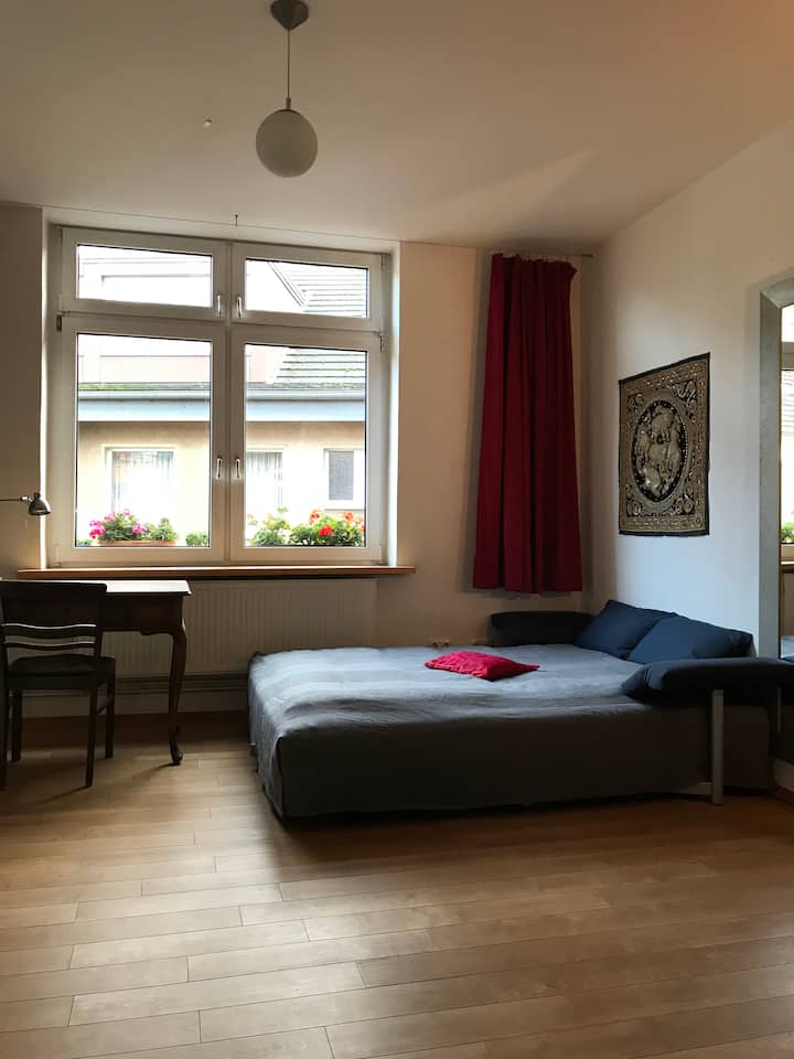 Helles, Ruhiges, Großes Zimmer, Zentral Gelegen - ケルン