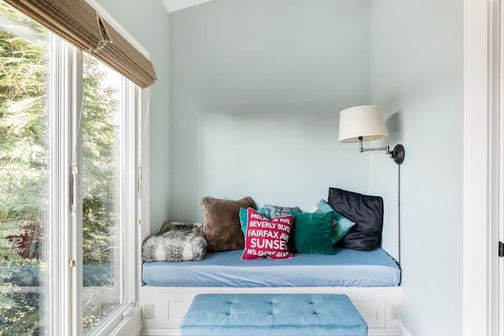 Luxury Suite With Blissful Comforts - Asheville, NC