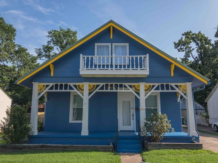 Comfy, Relaxing Upstairs Suite. Pet Friendly. - Little Rock, AR