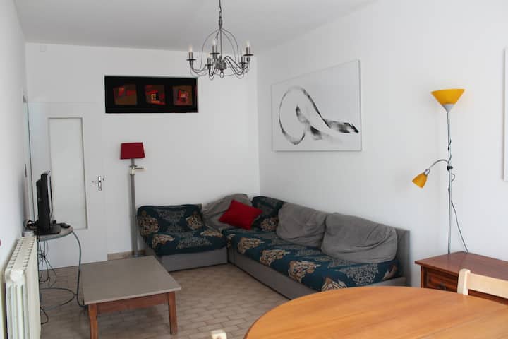 Appartement  éQuipé Et Spacieux Idéal Pour Famille - 塞特港