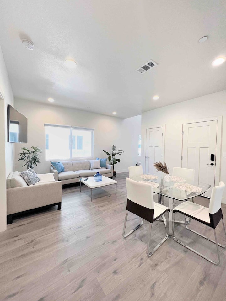 #5 -Suites@roosevelt Park-private Suite With Bath - San Jose, CA