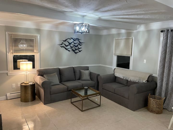 “New Posh 3 Bd, 2 Ba Home- 6 Min Walk To Beach.” - York