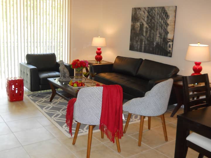 Suntans And Raybans!   Str-01159 - Sunny Isles Beach