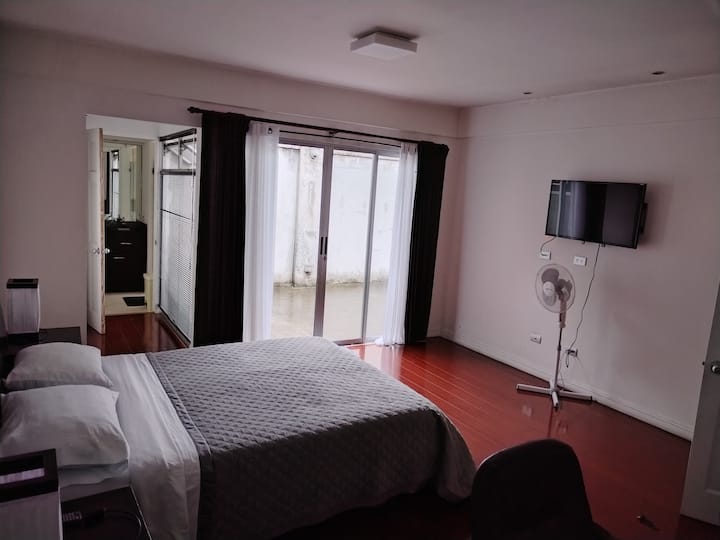 Habitación Privada En Casa De José Luis. - San José