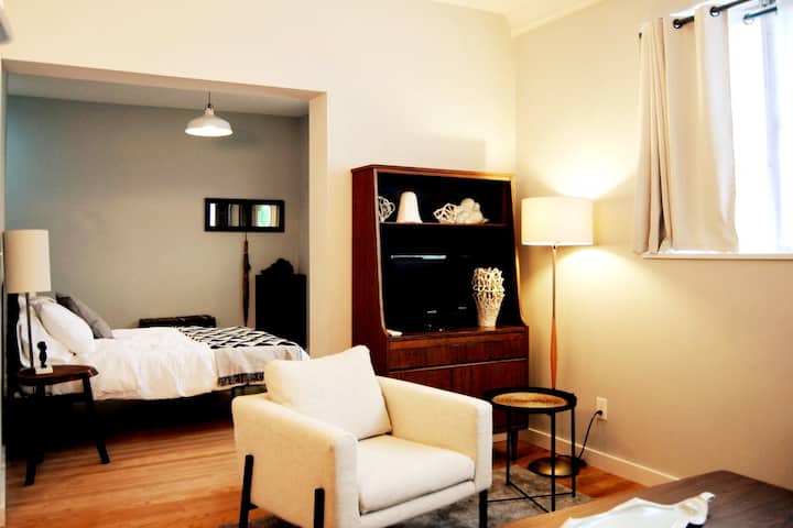 Trendy Studio In Prime South Philly Neighborhood - Bella Vista - Philadelphia