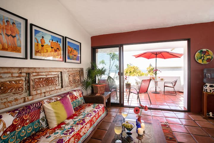 Gorgeous Zona Romántica Condo With Ocean Views - Puerto Vallarta