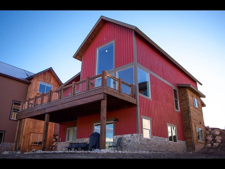 Stunning 4 Bedroom/5bath Home With Hot Tub - Winter Park, CO