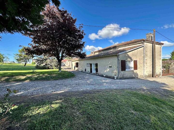 Gîte à La Ferme 65 € - Charente