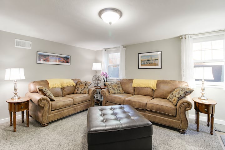 North End Little Yellow Suite - Cute And Cozy - Boise, ID