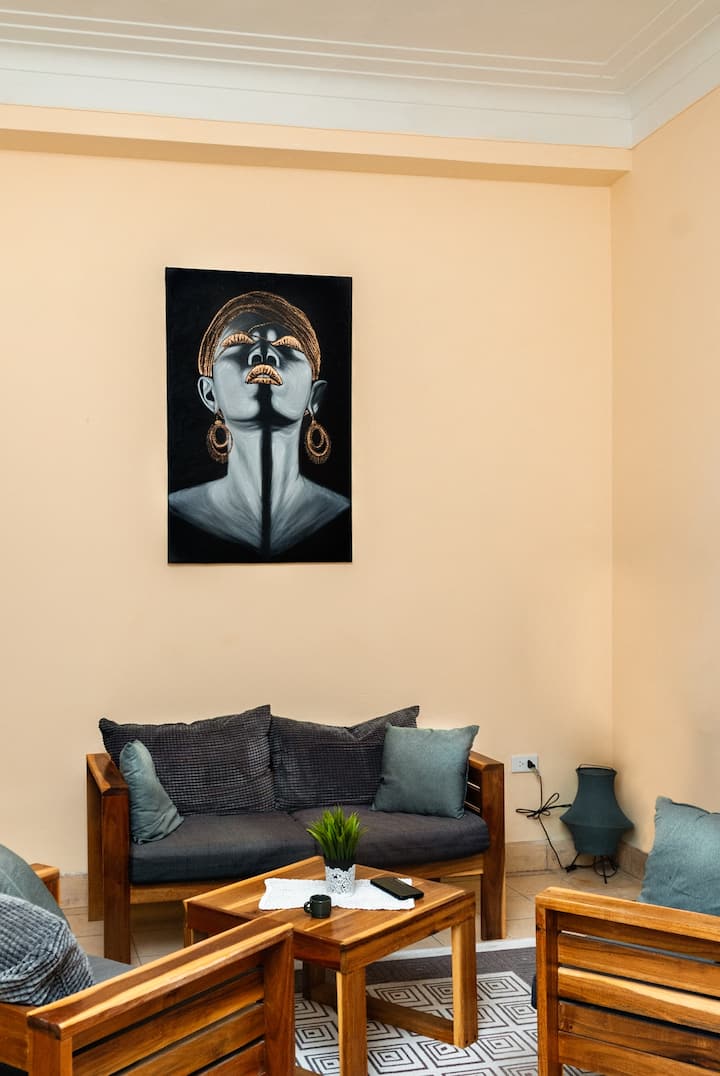 San Lázaro 119-12 - Havana