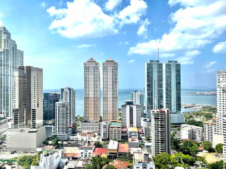 Condo With Balcony, Panama Bank Hub, Ocean View - Panama