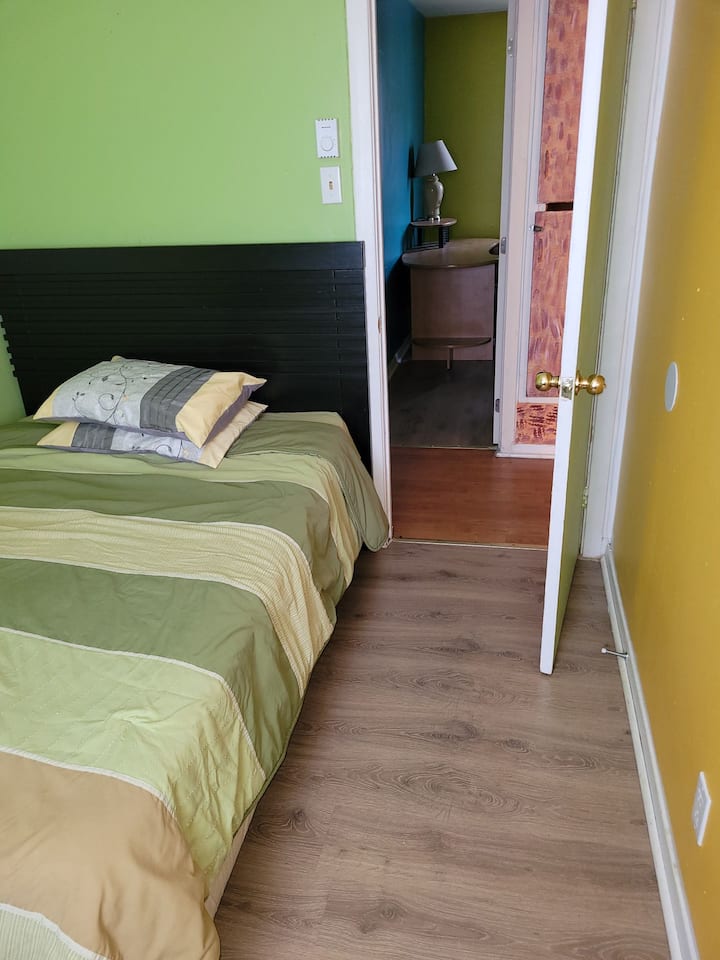 Chambre Privée Avec Clefs Juste Pour Vous Merci. - Laval