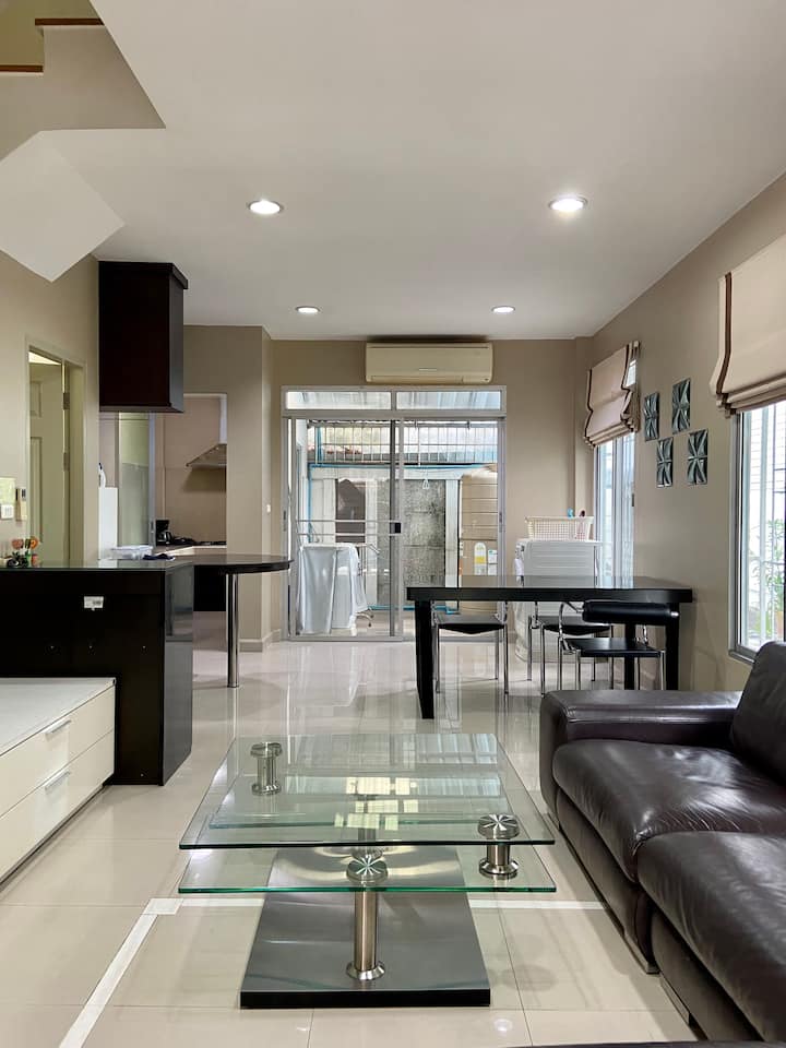 Cozy Getaway Home | Near Chatuchak&dmk (1br) - Bangkok