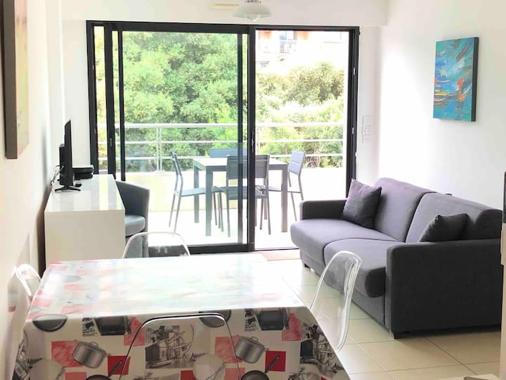 Appartement Dans Résidence Les Pieds Dans L’eau - Plage d'Olmeto