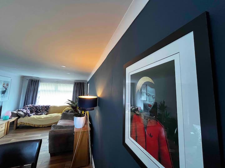 Modern Flat With Links To Airport/m8 - Paisley