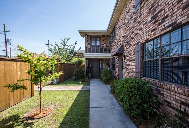 Lakefront Leisure Apartment - メテリー, LA