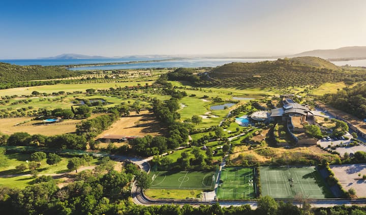 Lodge Hills Villa In 5 Star Golf & Spa Resort - Monte Argentario