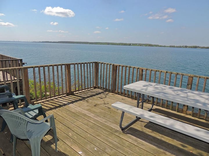 Charming Waterfront 3 Bedroom Cottage (#22) - Clayton, NY
