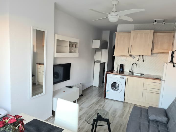 Appartement Sympa Avec Balcon, Plage à 2 Mn à Pied - Empuriabrava