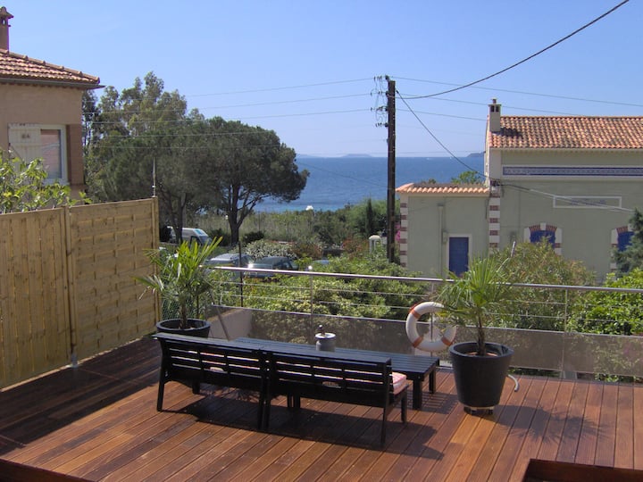 A 90 M De La Superbe Plage De La Fossette, 4 Pers - Le Lavandou