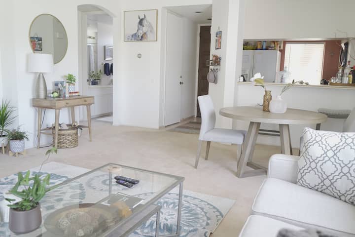 Palm Springs Resort Condo W/ Pool, Tennis & Golf - Rancho Mirage, CA