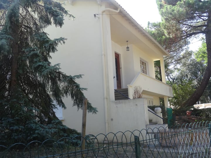 Rez-de-jardin Dans Maison à 300 M Plage à Royan - Royan