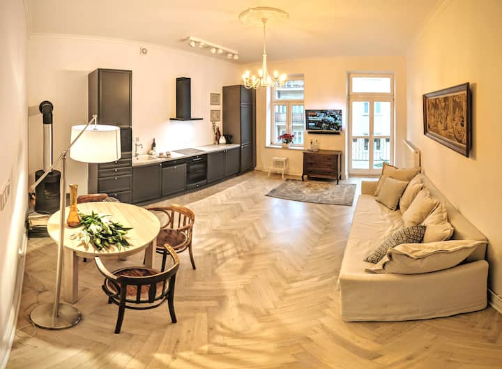 Modern Eclectic Apartment In The Center Of Lublin - Lublin