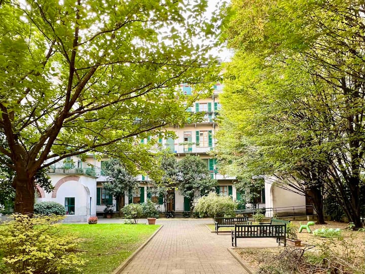 Garden View, Free Parking And Check-out At 18.00 - Milan