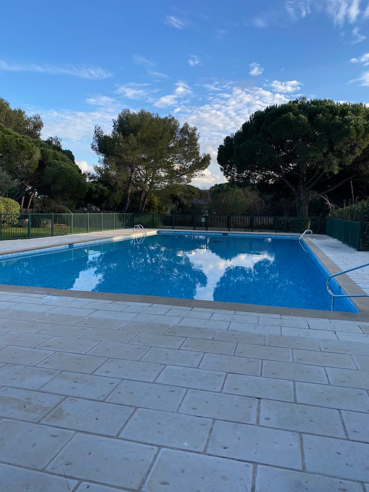 Mazet Gassin Golfe De St Tropez - Gassin