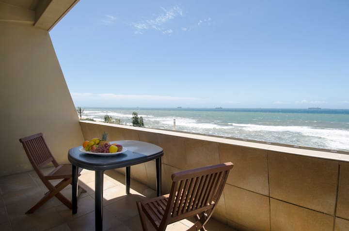 601 Umdloti Beach Resort - La Mercy