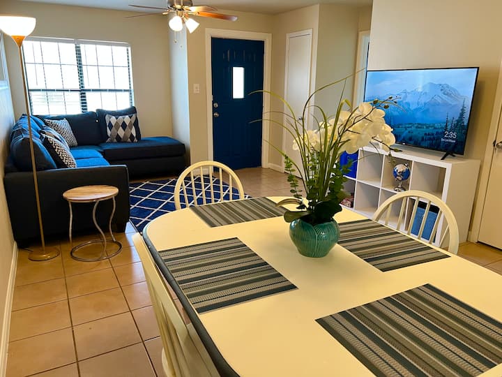 Thecove @ Ferry St- Spacious 3 Bedroom Apt - Eagle Pass, TX