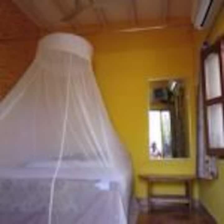 Archana Guest House River View - Hampi